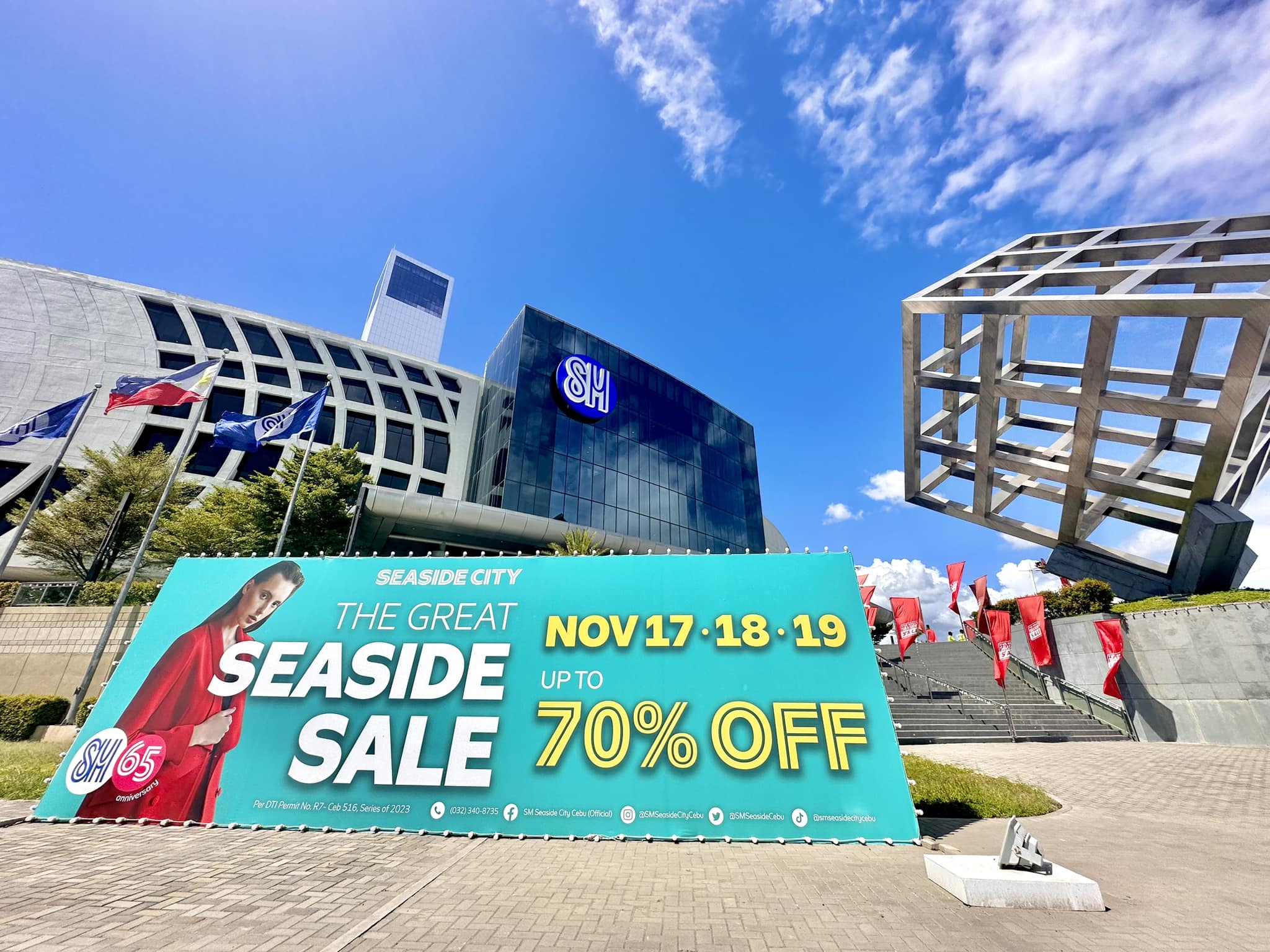 SM Seaside City Cebu - The Backbone